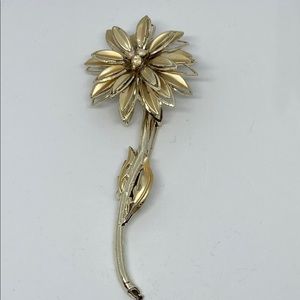 Jewelry | Vintage Flower Brooch Pin | Poshmark